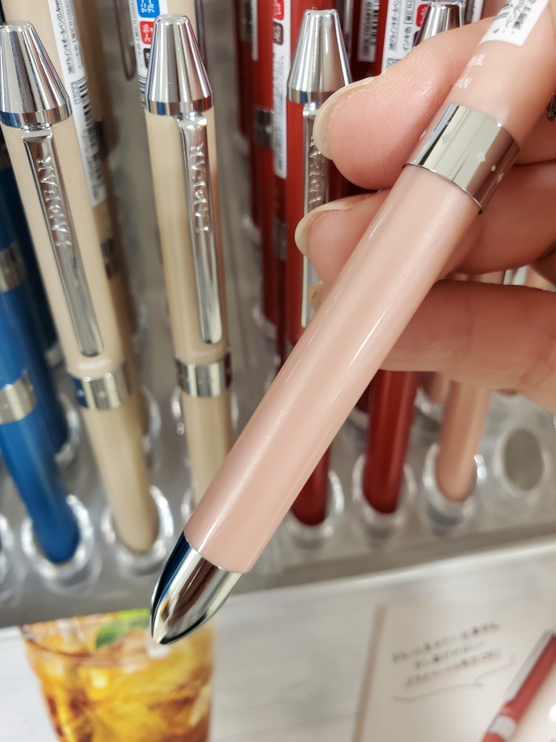 SAKURA ボールサイン LADEAR -レディア-を買ったらインクの色に驚いた | 文具屋 ちゃんたま堂